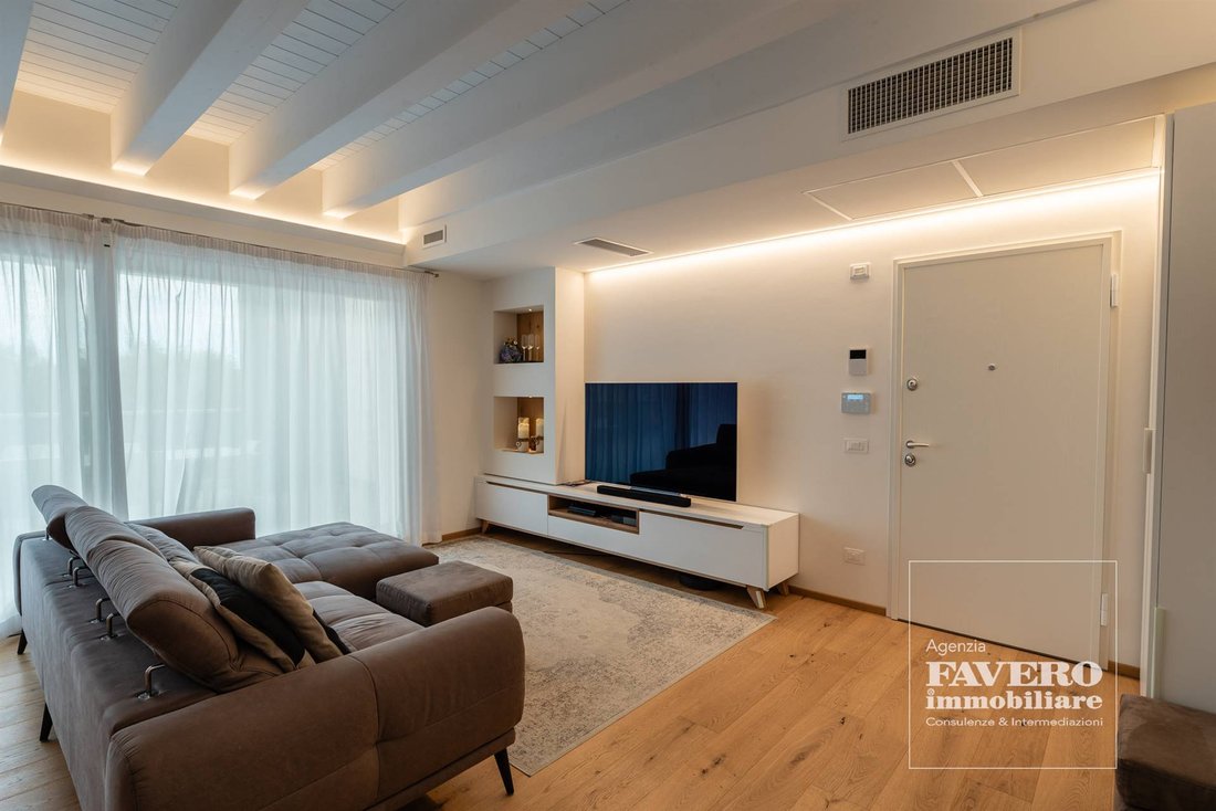 Attico Dolo In Dolo, Veneto, Italy For Sale (13339256)