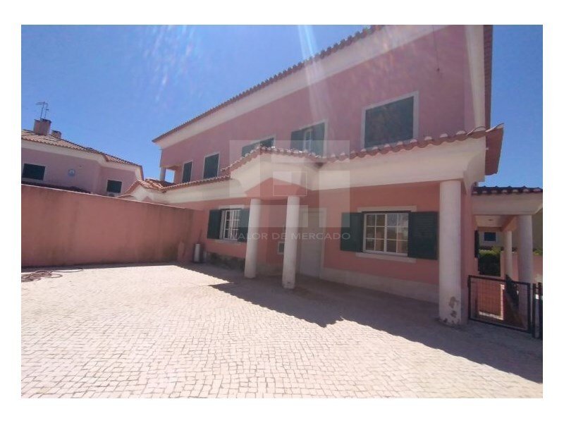 Two Family House 5 Bedrooms Triplex Sale In Rio De Mouro, Lisbon ...