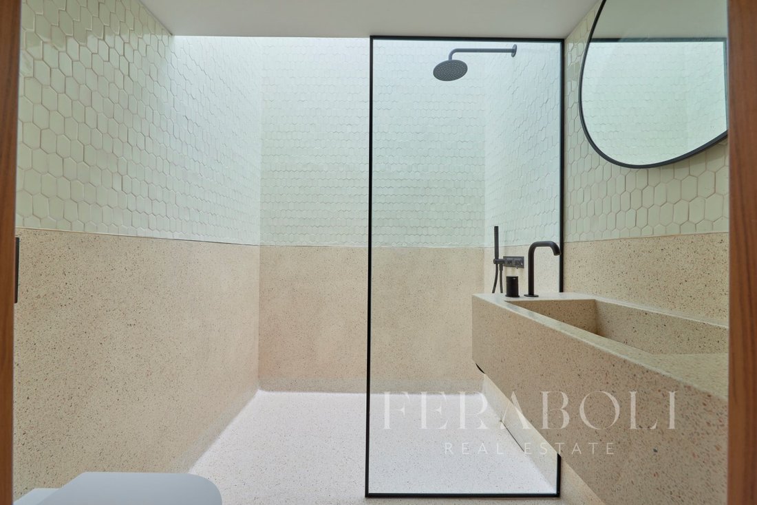 Exclusive Penthouse Loft With A View In Lisbon, Lisbon, Portugal For ...