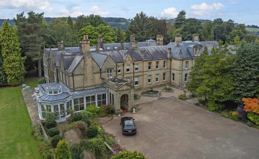 Luxury homes for sale in Darley Dale, England, United Kingdom ...