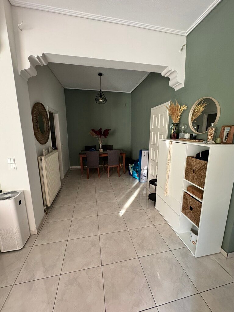 Building 220 Sqm In Athens, Greece In Athens, Greece For Sale (13343826)