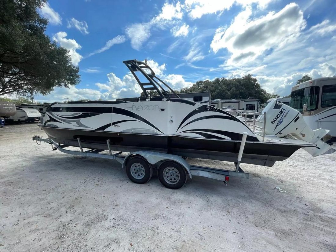2019 Caravelle Razor 249 In Thonotosassa, Fl, United States For Sale ...