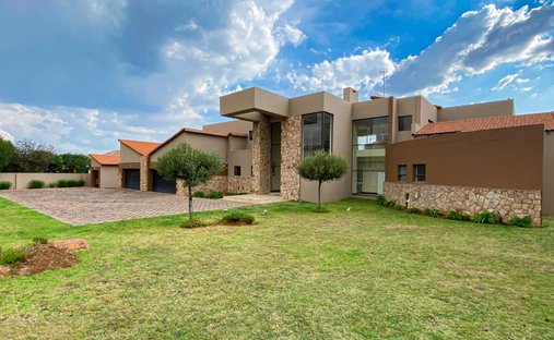 Luxury houses for sale in Meyersdal Nature Estate, Alberton, Gauteng ...