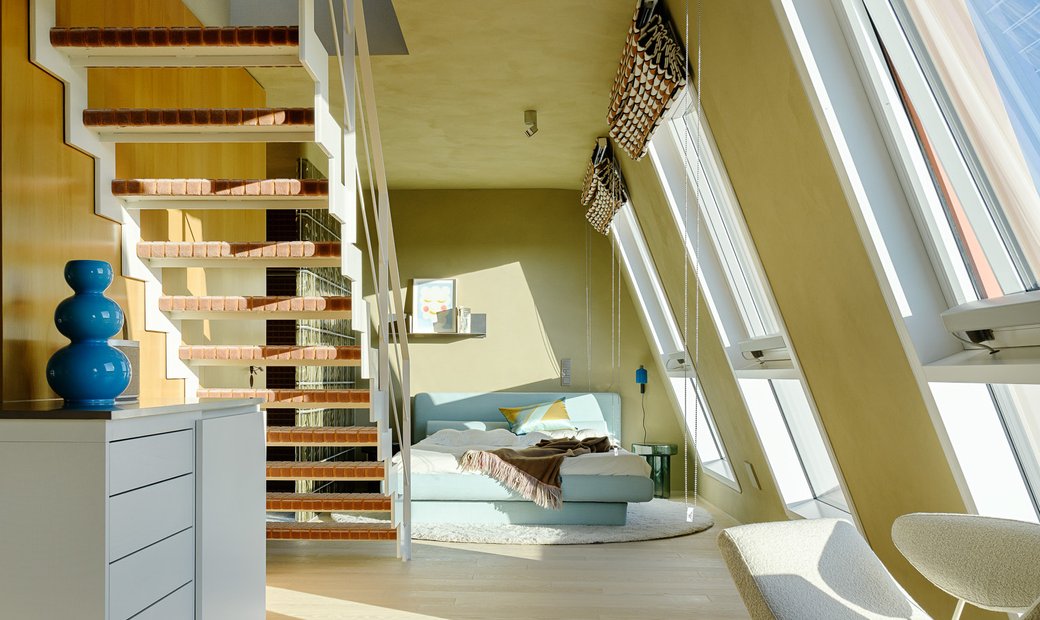 Extravagant Rooftop Flat In Van B, Designed By In Munich, Bavaria ...