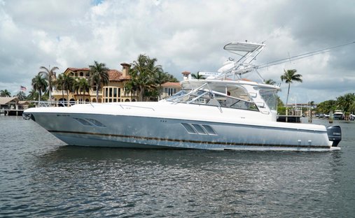 957 luxury and exclusive yachts for sale by dealers worldwide on ...