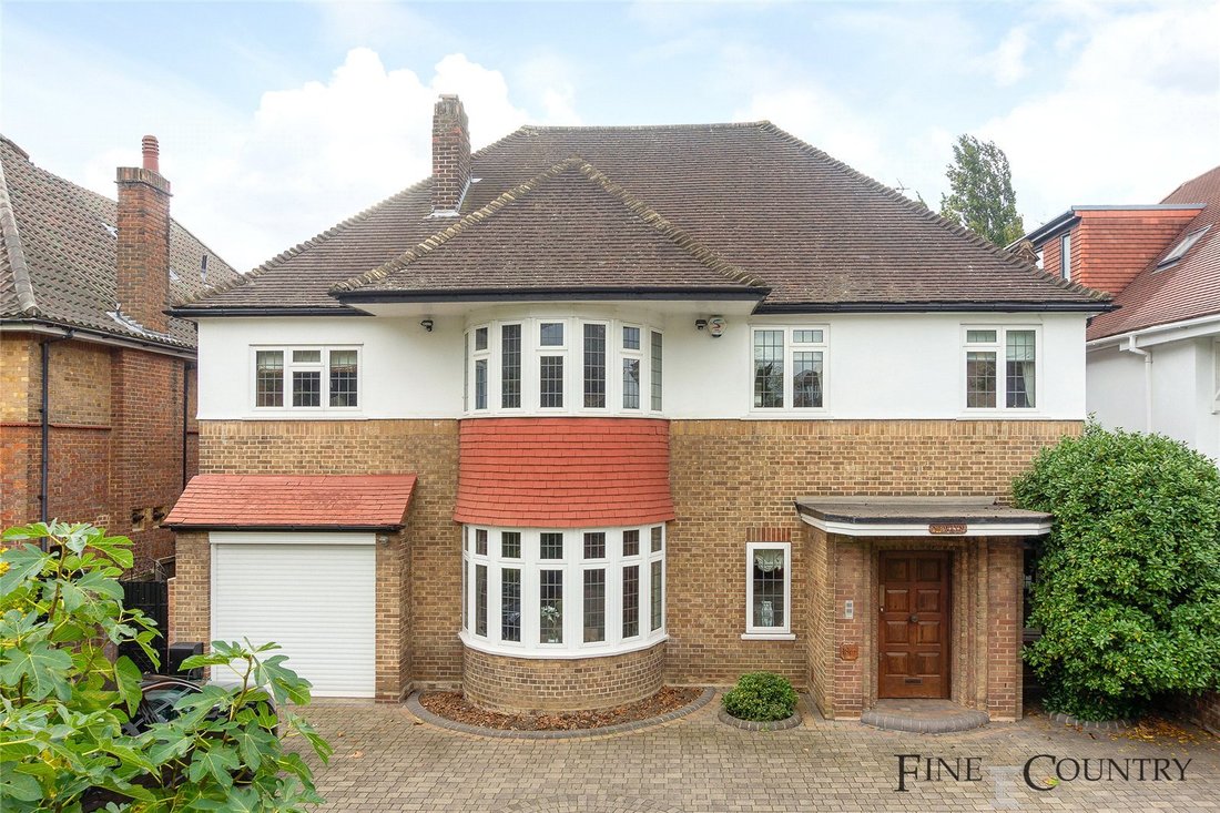 5 Bedroom Detached House For Sale In London In London, England, United ...