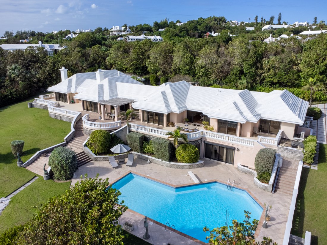 Evergreen In Camden, Paget Parish, Bermuda For Sale (12378606)