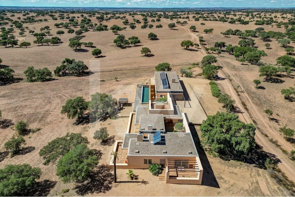 Estate With 360 Ha And Signature House In Salvada, Beja District ...