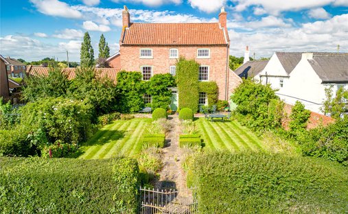 Luxury homes for sale in North Muskham, England, United Kingdom ...