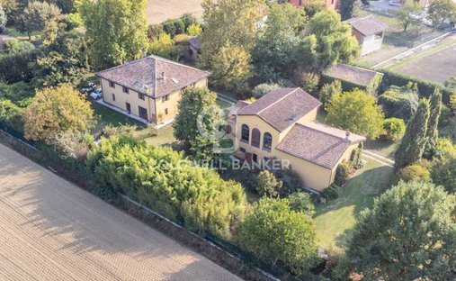 Luxury homes for sale in Minerbio, Emilia-Romagna, Italy | JamesEdition