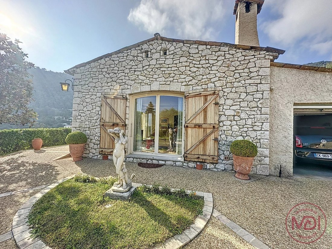 Falicon House In Falicon, Provence Alpes Côte D'azur, France For Sale ...