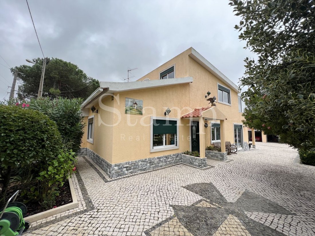 Sintra Terrugem Farm With 3 Bedroom Villa With Swimming In Sintra ...