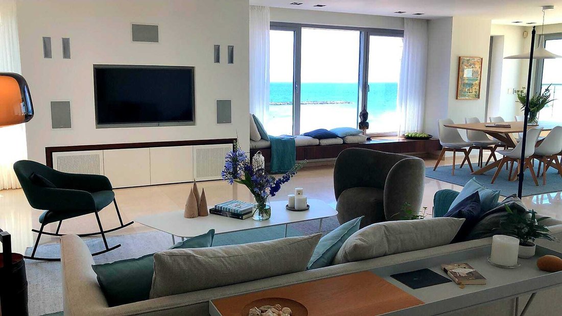 Spectacular Sea Front Apartment In Tel Aviv Yafo, Tel Aviv District ...