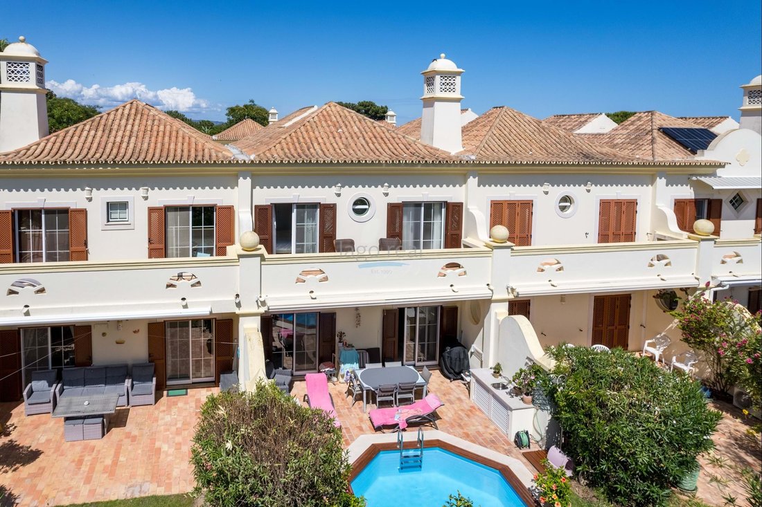 Charming Townhouse In Pinheiros Altos Golf Resort In Almancil, Portugal ...