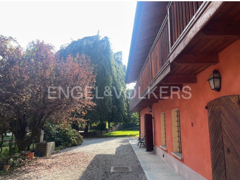 Busca Detached House In Busca, Piedmont, Italy For Sale (13393405)