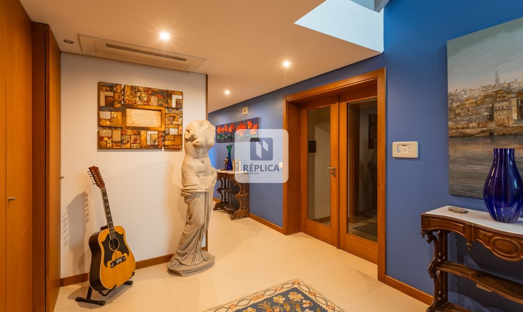 T8+2 House With Terrace, Garden And In Ermesinde, Porto District ...