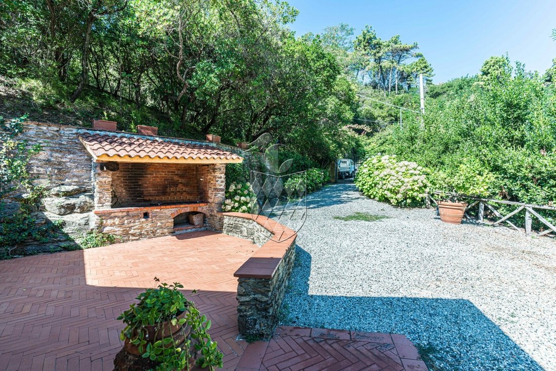 Villa Ameglia In Bocca Di Magra La Ferrara, Liguria, Italy For Sale ...