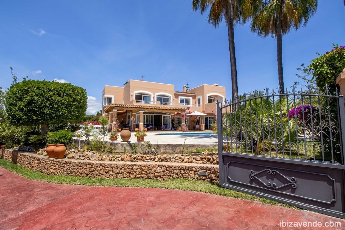 Santa Eularia Des Riu Detached House In Can Bessó, Balearic Islands ...