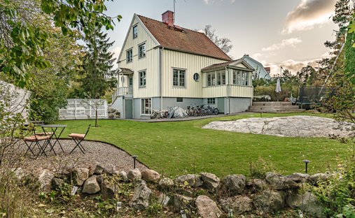 Luxury houses for sale in Stockholm, Stockholm County, Sweden ...