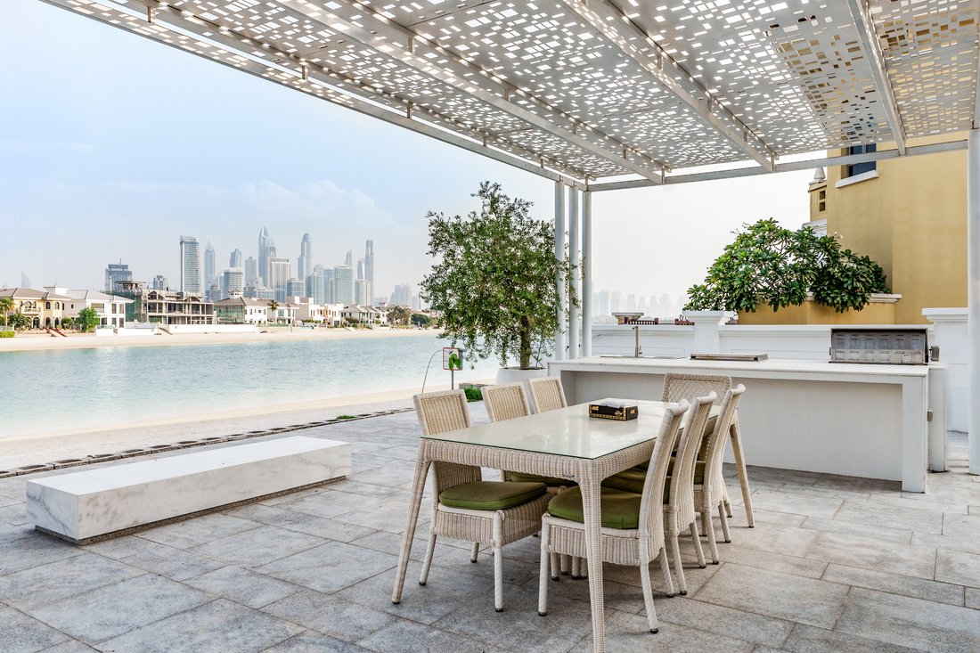 Luxury Villa On Palm Jumeirah In Dubai, Dubai, United Arab Emirates For ...