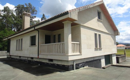 Luxury homes with terrace for sale in Ortono, Ames, Spain | JamesEdition