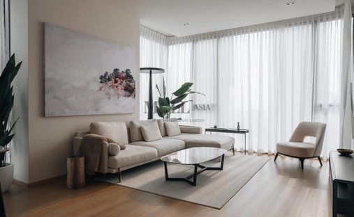 Luxury homes for sale in Khlong Tan Nuea, Bangkok, Krung Thep Maha Nakhon, Thailand | JamesEdition