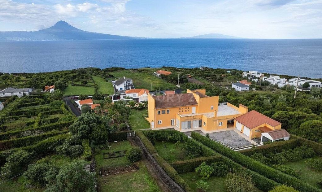 Property Where You Find Peace And Unique Natural In Queimada, Azores ...