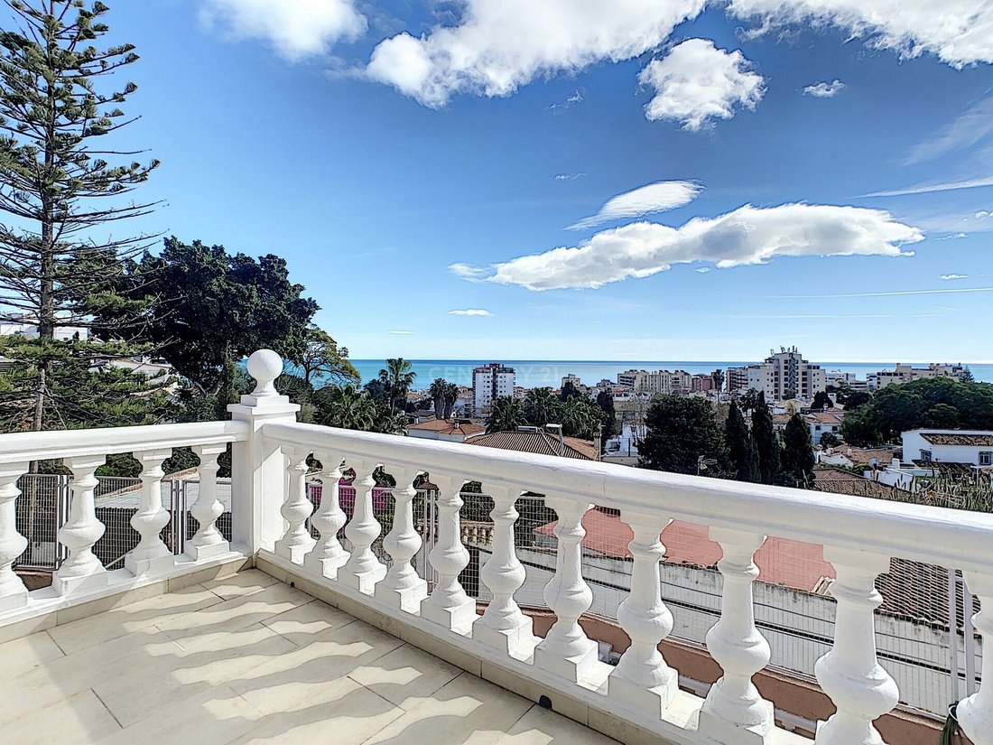 Villa In Montemar (Torremolinos) In Torremolinos, Andalusia, Spain For ...