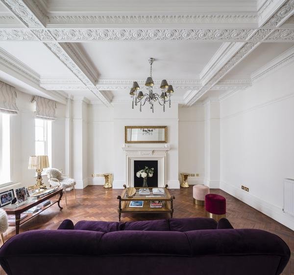 A Tastefully Designed Lateral Apartment In A In London, England, United ...