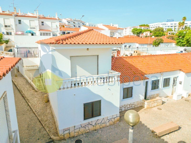 House T3 + 1 For Sale In The Iconic 'Bairro Dos In Albufeira, Algarve ...