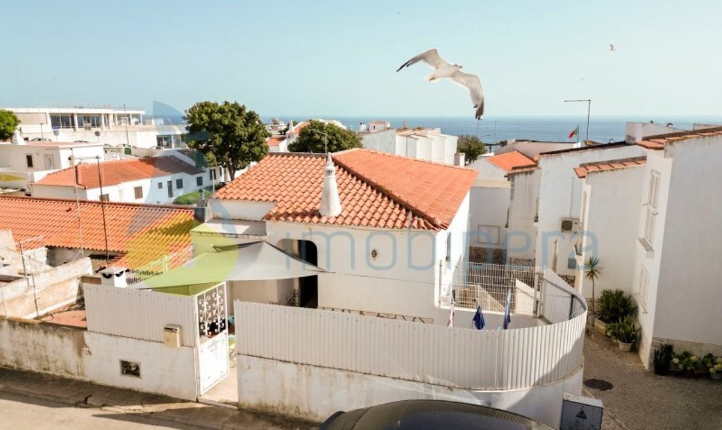 House T3 + 1 For Sale In The Iconic 'Bairro Dos In Albufeira, Algarve ...