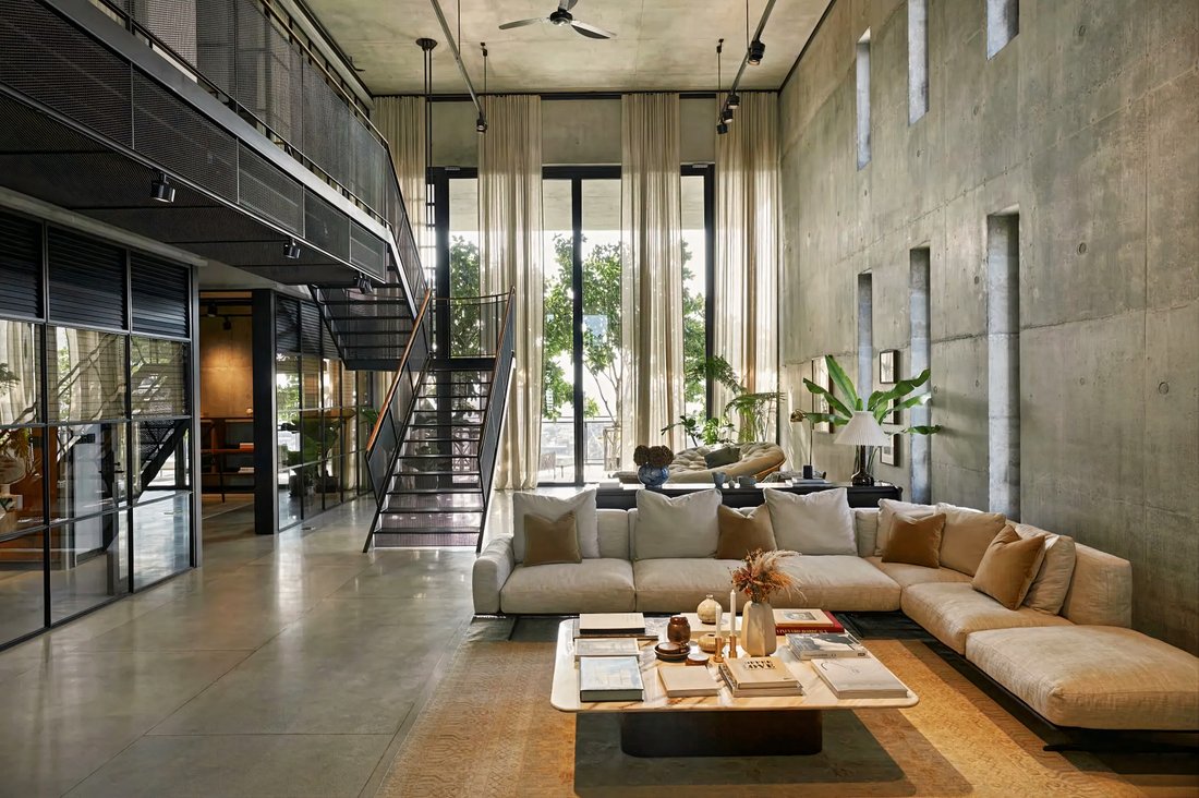Exclusive 560 Sqm Loft Style In Bangkok, Krung Thep Maha Nakhon ...