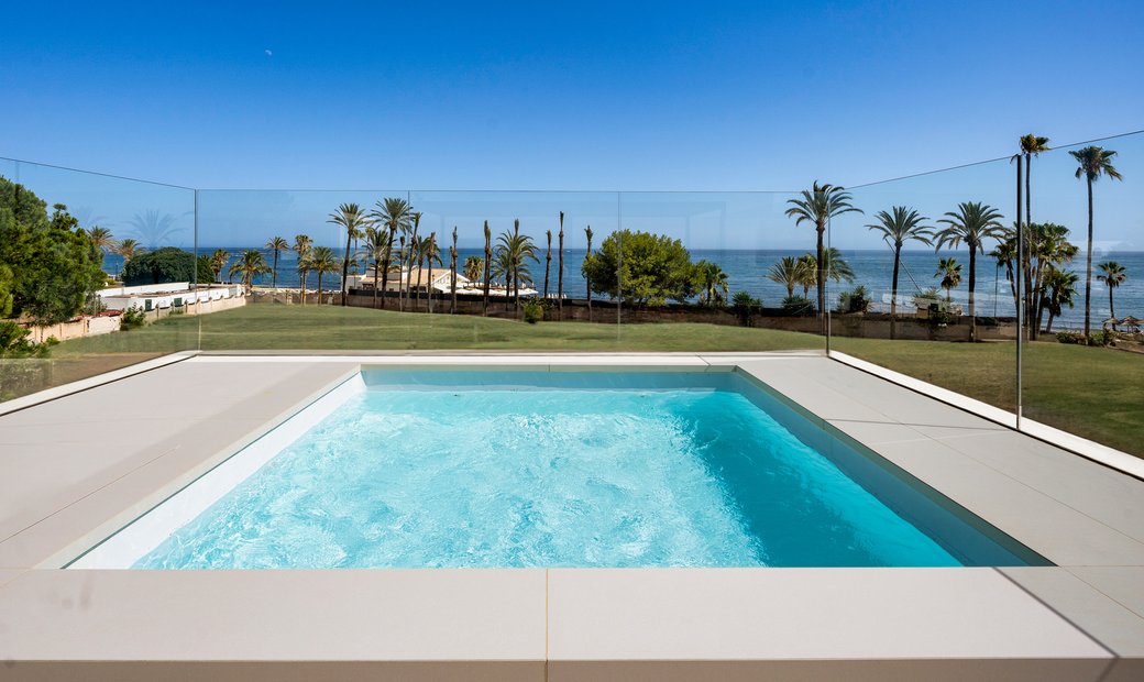 Contemporary Marbella Luxury Beachfront Property In Marbella, Andalusia ...