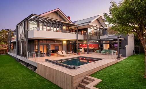 Luxury homes for sale in Waterfall Country Estate South, Midrand ...