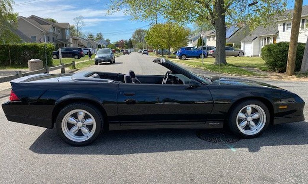 1989 Chevrolet Camaro In Calverton, United States For Sale (13479761)