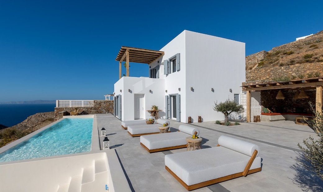 Brand New In Episkopio, Decentralized Administration Of The Aegean ...