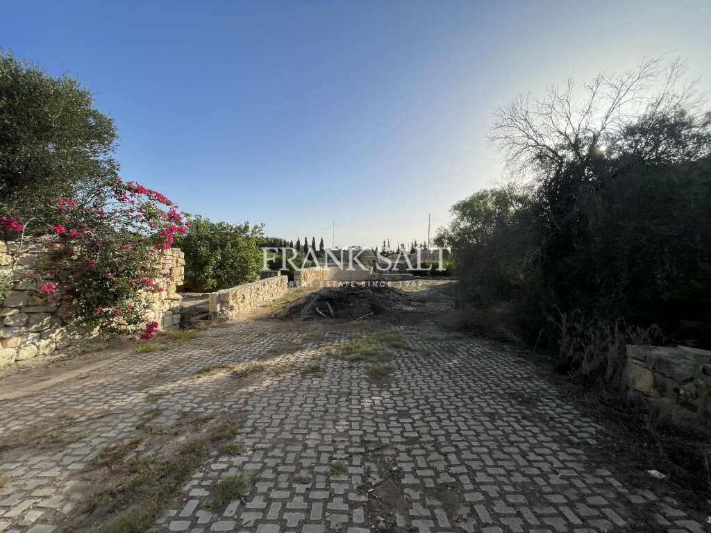 Wardija, Unconverted Palazzo In Saint Paul's Bay, Malta For Sale (13500690)