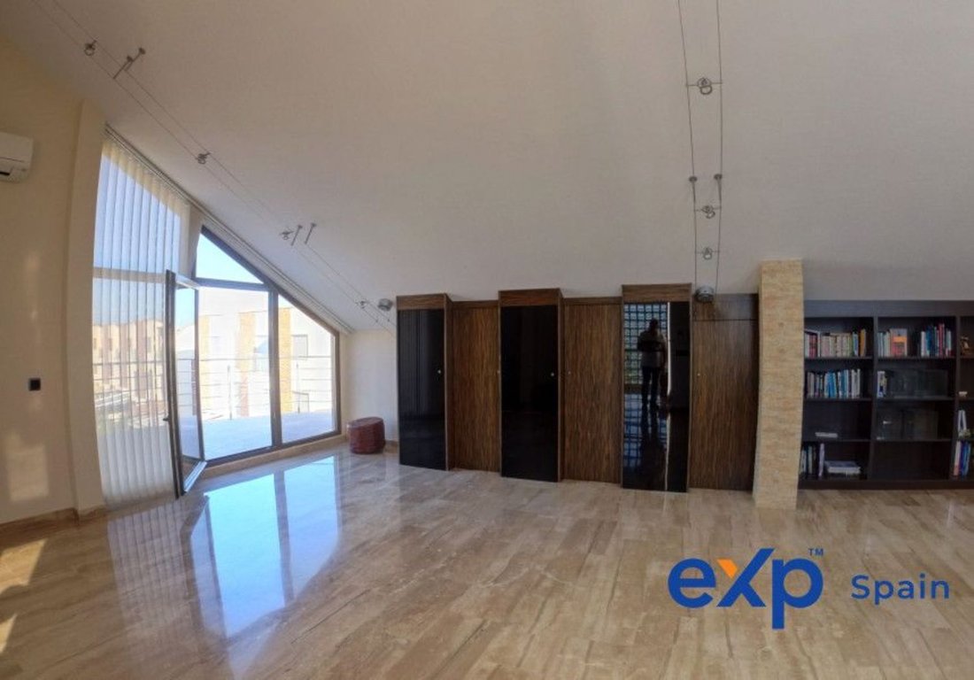 Nules Villa In Nules, Valencian Community, Spain For Sale (13509387)