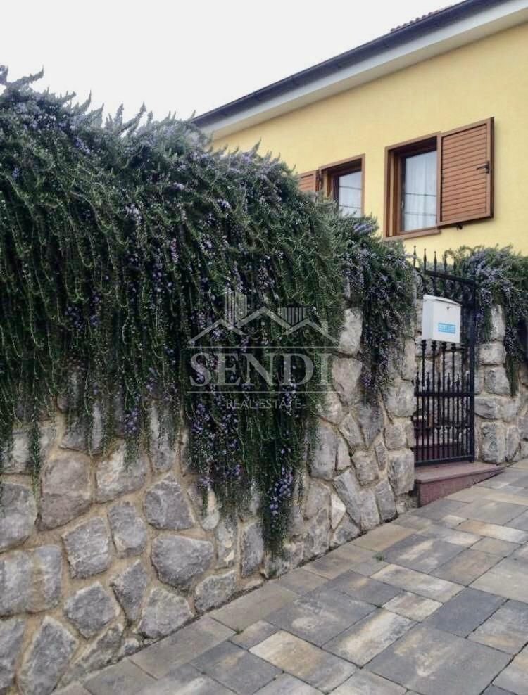 Matulji, 294m2 In Matulji, Primorje Gorski Kotar County, Croatia For ...