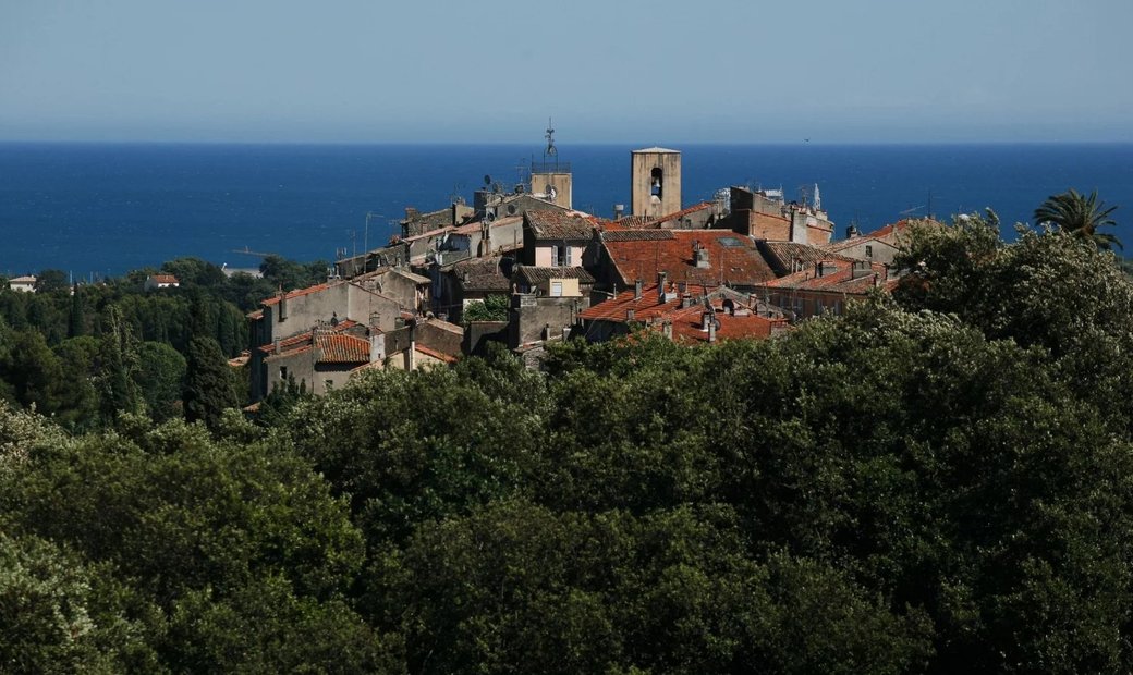 3 Zimmer Wohnung Mit Freiem In Biot, Provence Alpes Côte D'azur ...