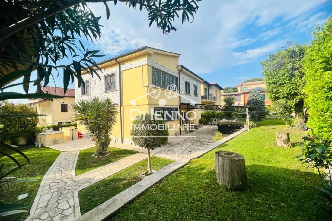 Roma House In Rome, Lazio, Italy For Sale (13553003)