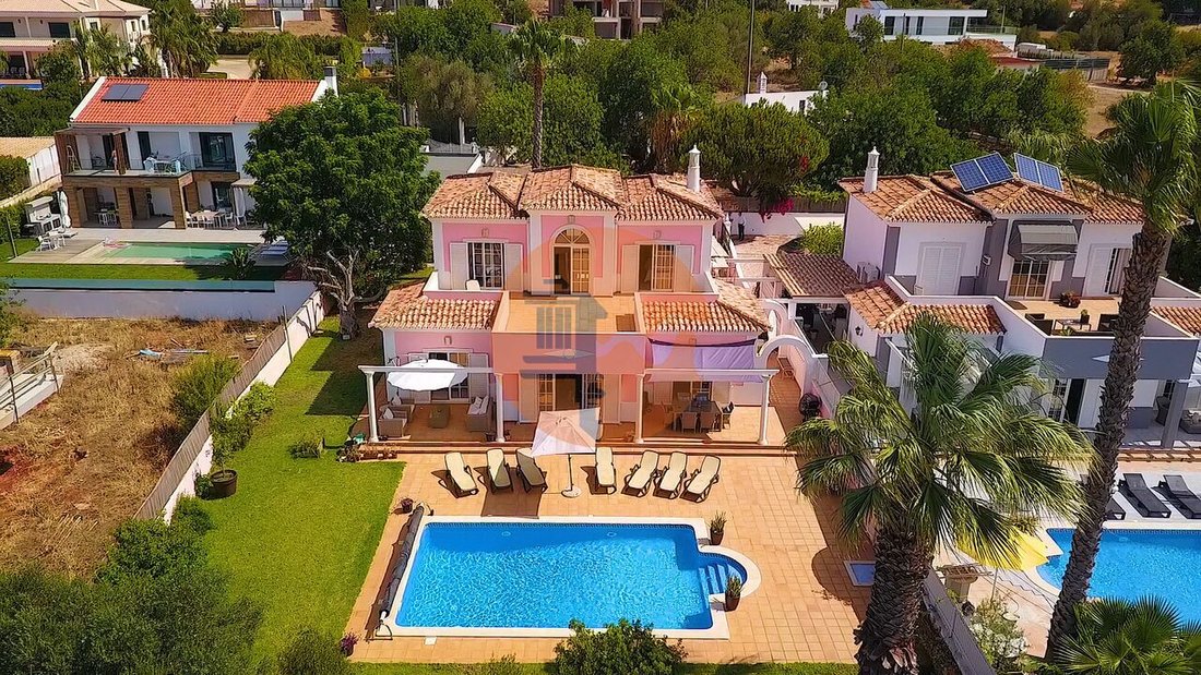 Magnificent Detached Traditional Style Villa In Loulé, Faro District ...
