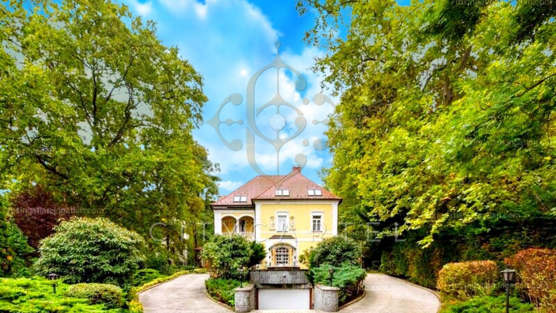 Villa, Manor House, Mansion For Sale, In Budapest, Budapest, Hungary ...