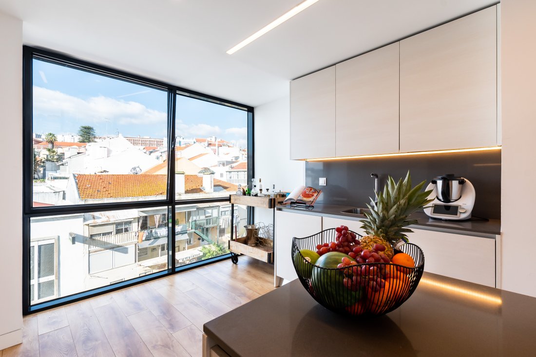 Modern Two Bedroom Apartment With Amazing River In Lisbon, Lisbon ...