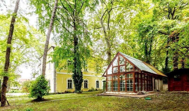 Villa, Manor House, Mansion For Sale, In Budapest, Budapest, Hungary ...