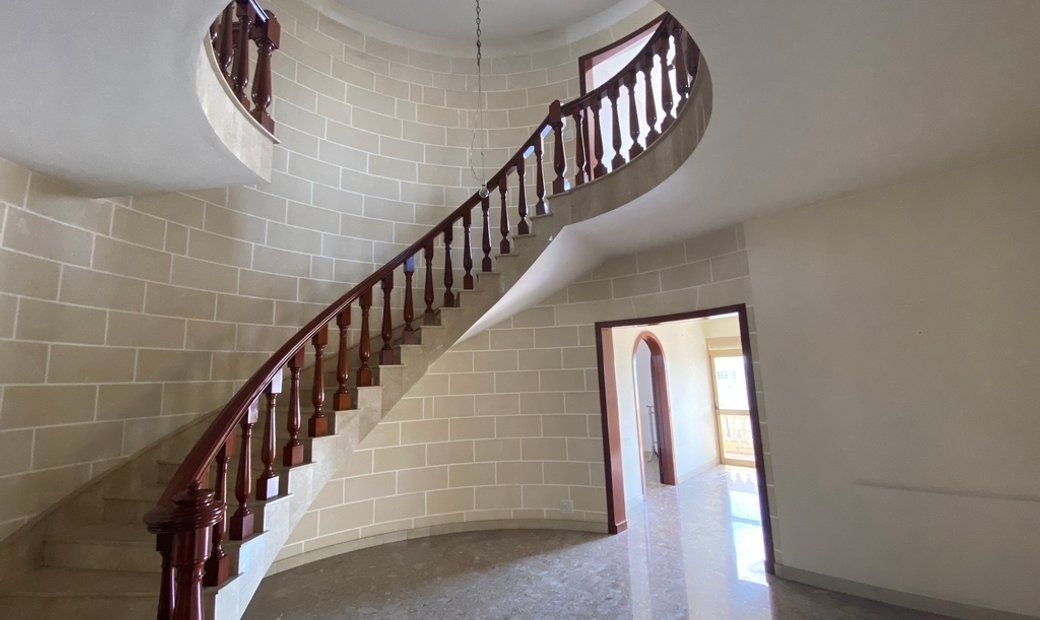 Kappara Villa In Saint Julian's, Malta For Sale (11940553)