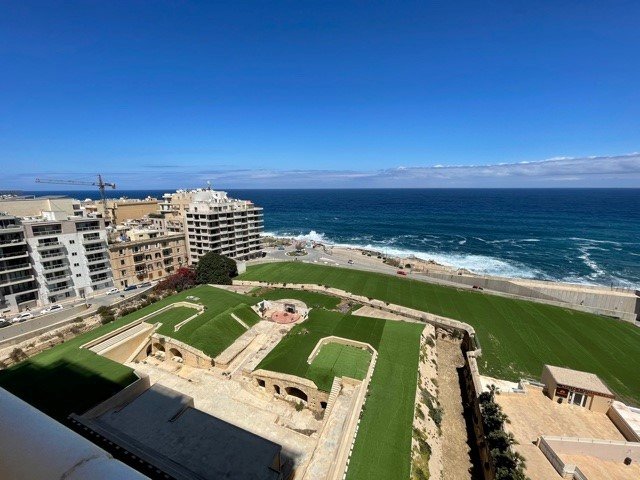 Fort Cambridge Apartment In Sliema, Malta For Sale (13198727)