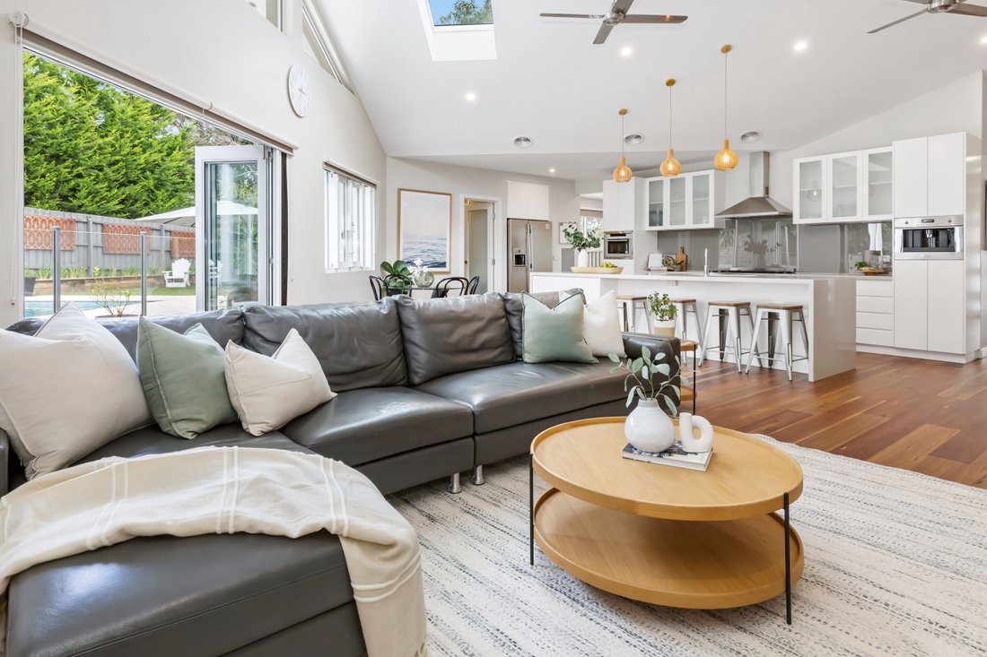 Family Resort Living In Mount Eliza, Victoria, Australia For Sale ...