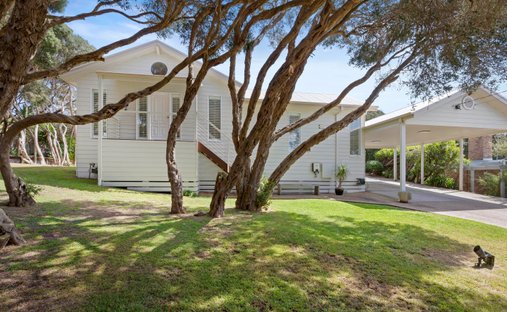 Luxury oceanfront homes for sale in Rye, Victoria, Australia | JamesEdition