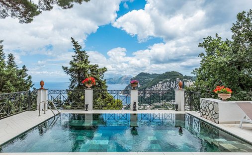 Luxury homes for sale in Capri, Campania, Italy | JamesEdition